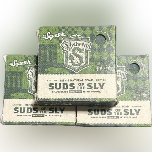 dr.squatch | Grooming | Dr Squatch Slytherin Suds Of The Sly Soap 3 ...